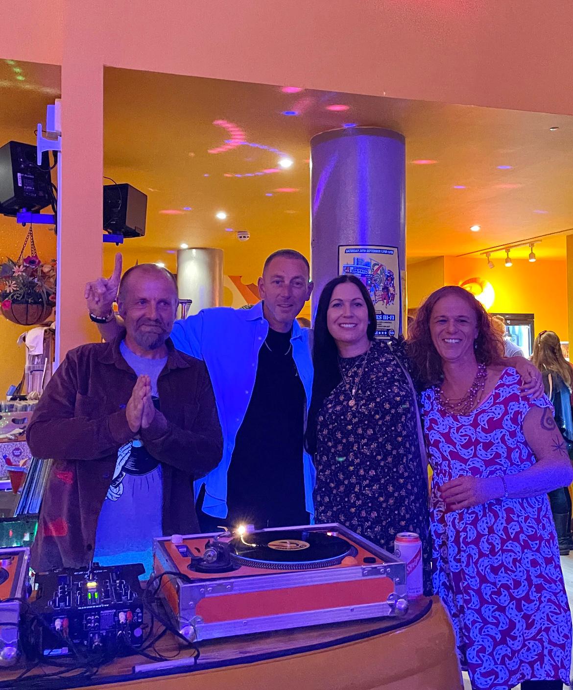 Vinyl Van Brings Reggae to Dorset – VP Records